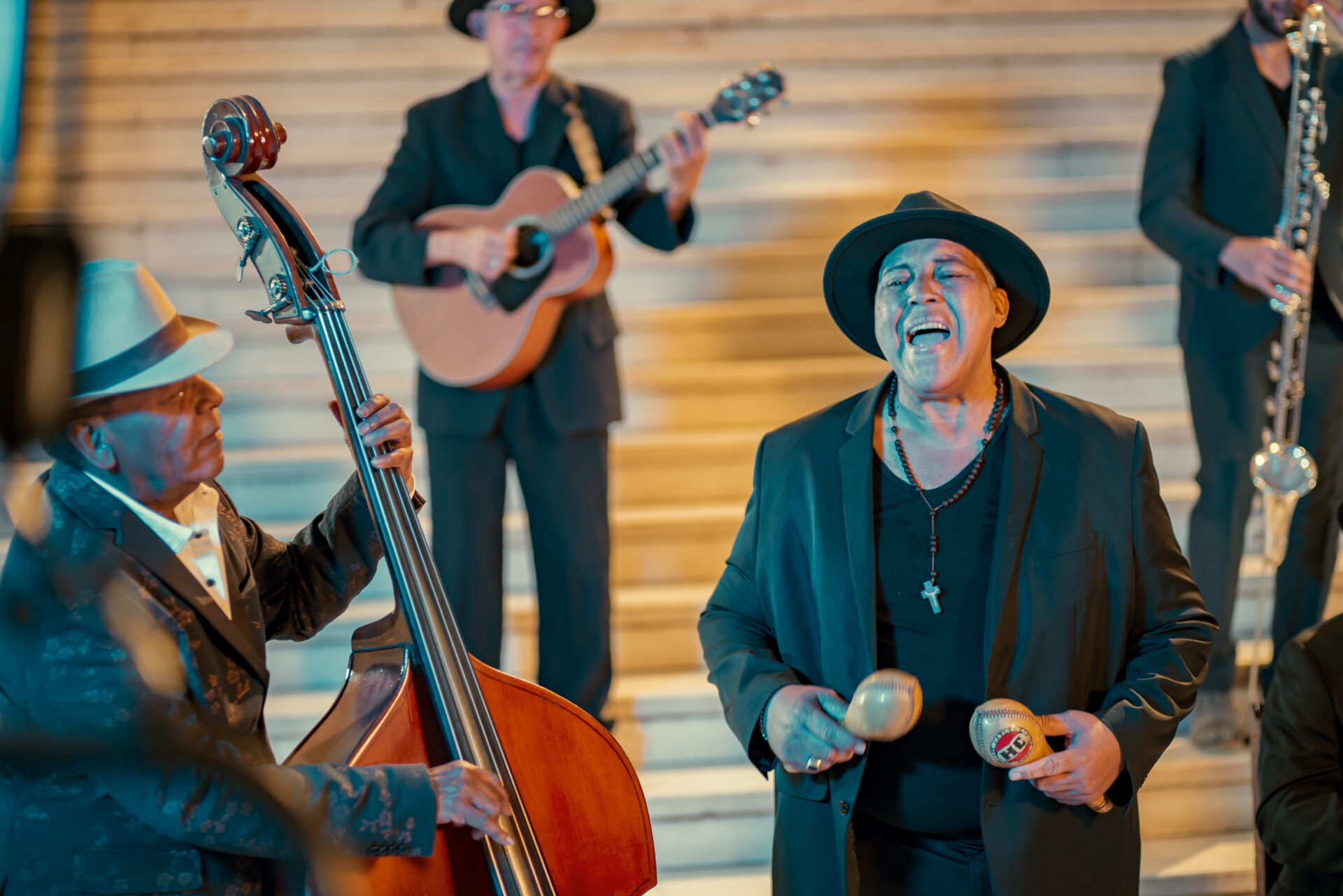 GRUPO COMPAY SEGUNDO au Radiant-Bellevue